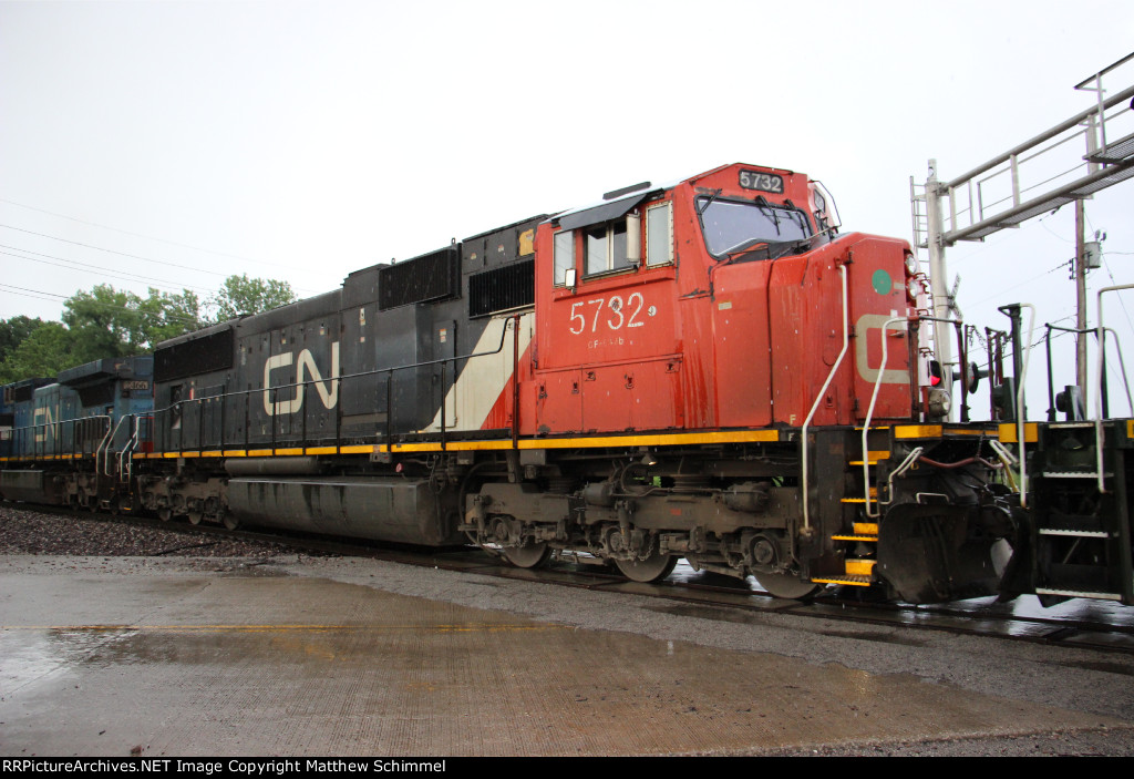 CN 5732